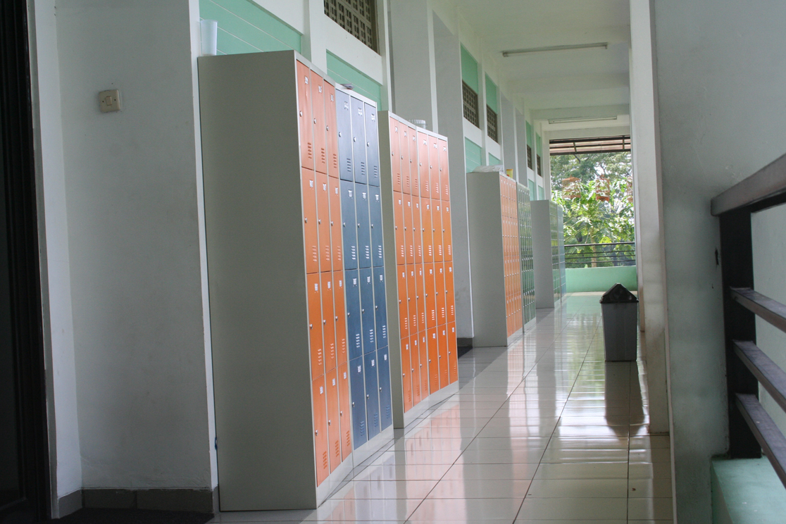 PT BUKAKA TEKNIK UTAMA Tbk