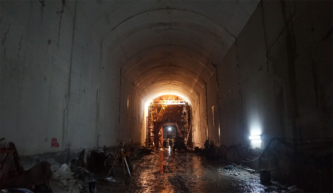 Waterway Headrace Tunnel System - PT BUKAKA TEKNIK UTAMA Tbk